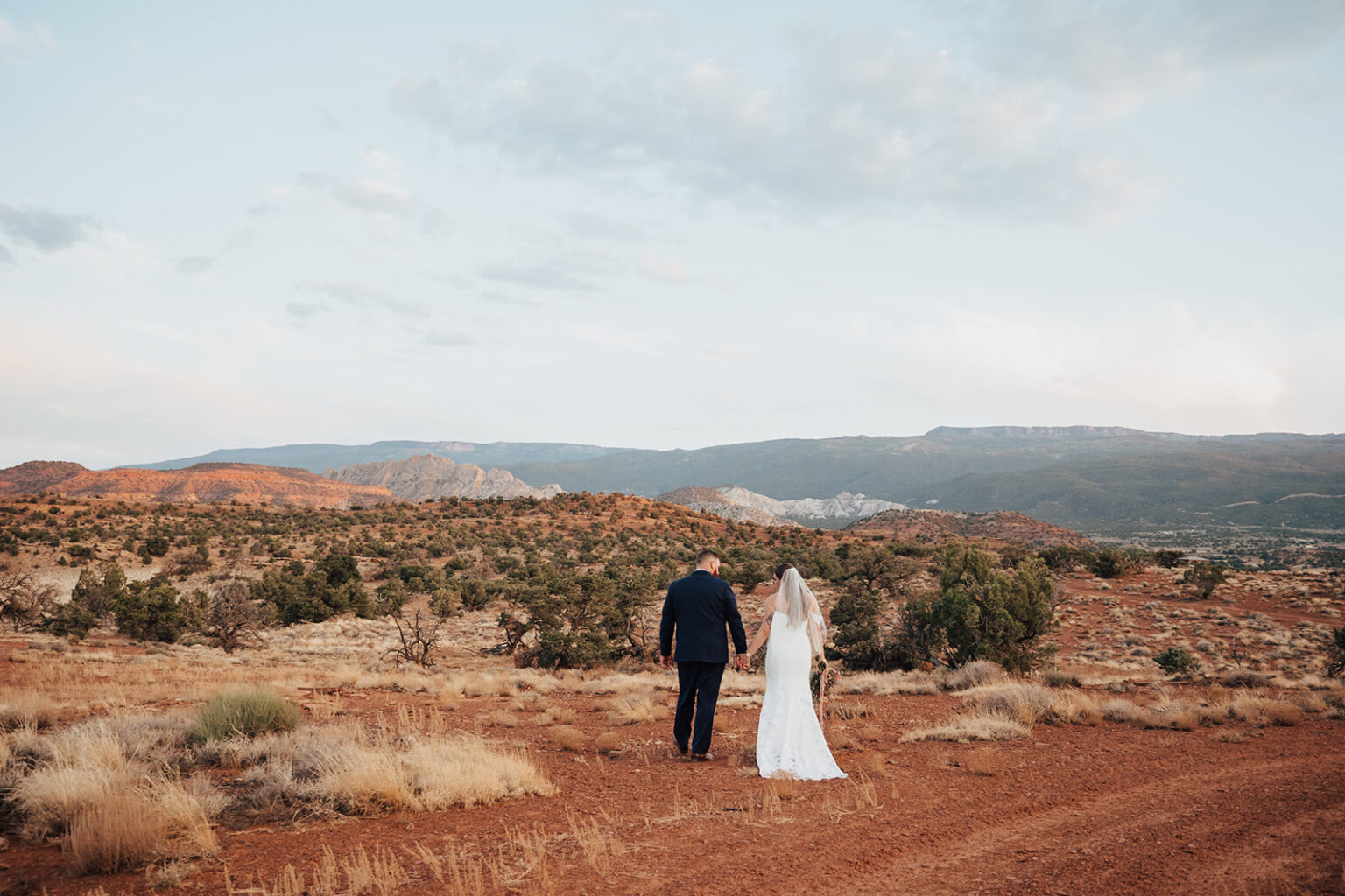 Sarah & Josh’s Cougar Ridge Wedding in Torrey, Utah | redcanyonevents.com